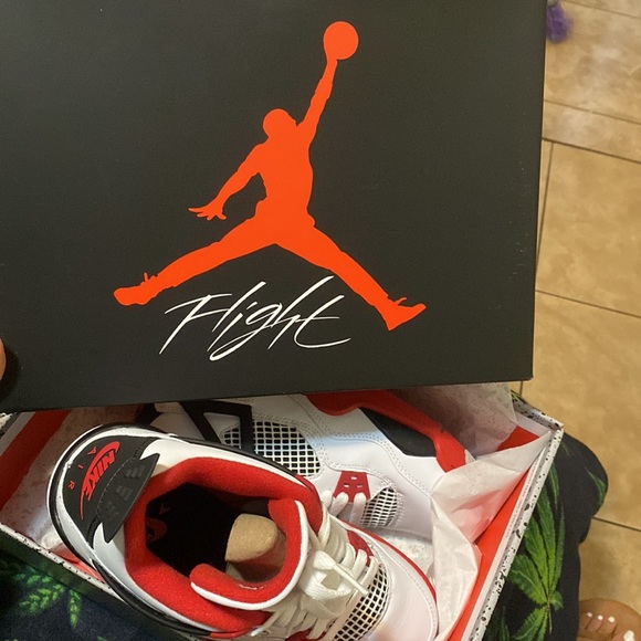 Jordan | Shoes | Fire Red Air Jordan 4 Retro | Poshmark